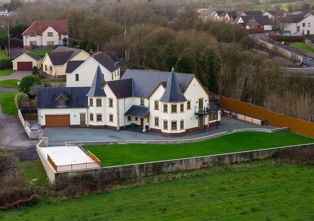 5 Bedroom Detached House For Sale In In Saint Clears, Wales, United ...