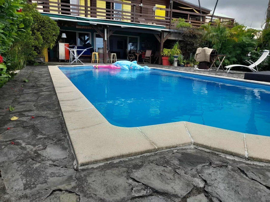 La Possession Bed And En La Possession, Distrito De Saint Paul, Reunión ...