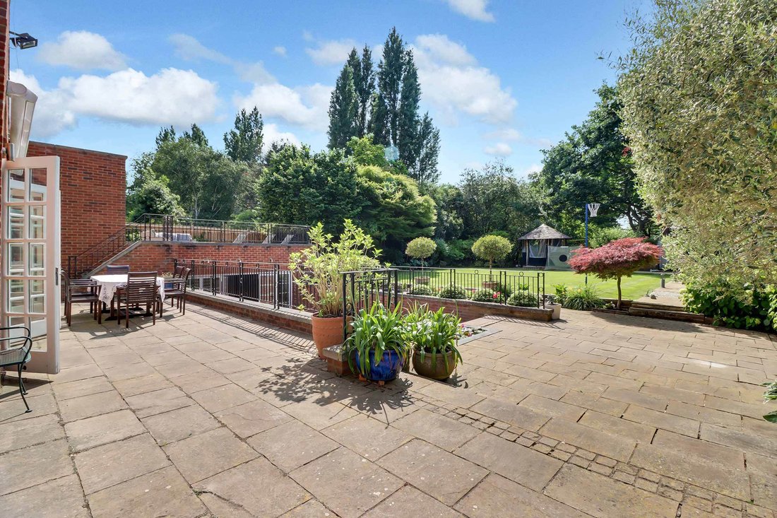Winnington Road, London, N2 In London, England, United Kingdom For Sale ...