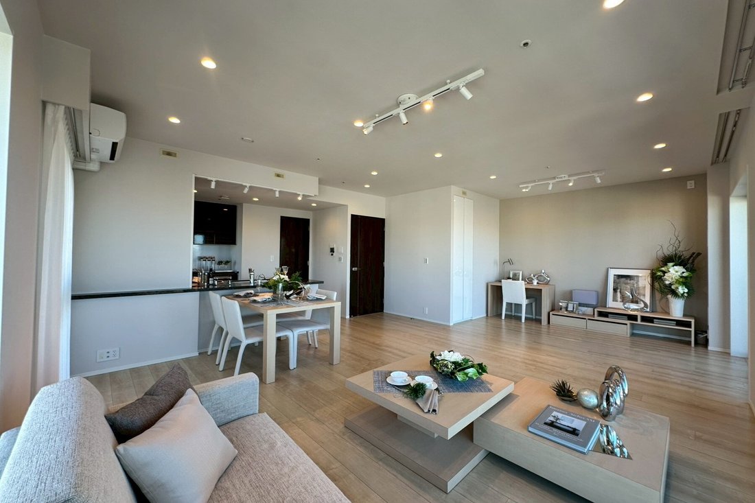 City Towers Tokyo Bay Central Tower In Koto City, Tokyo, Japan For Sale ...