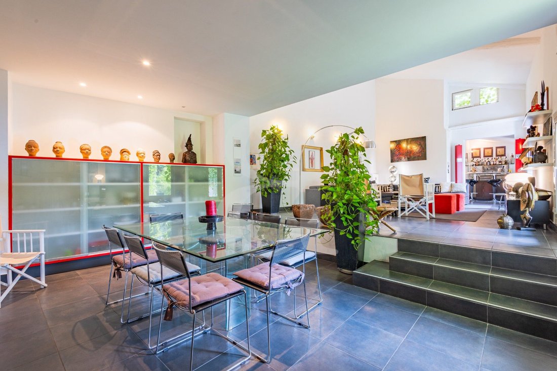 Mas De L'isle Sur Dans L'isle Sur La Sorgue, Provence Alpes Côte D'azur ...