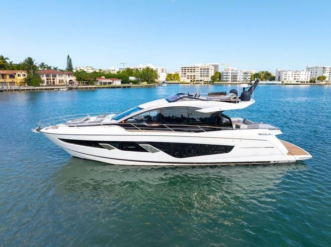 Sunseeker 65 Sport Yacht In United States For Sale (16832063)