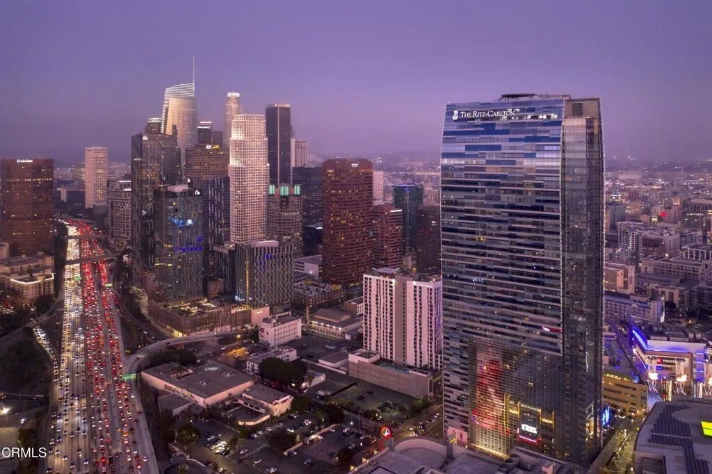 Condominium In Los Angeles Dans Los Angeles, Californie, états Unis à ...