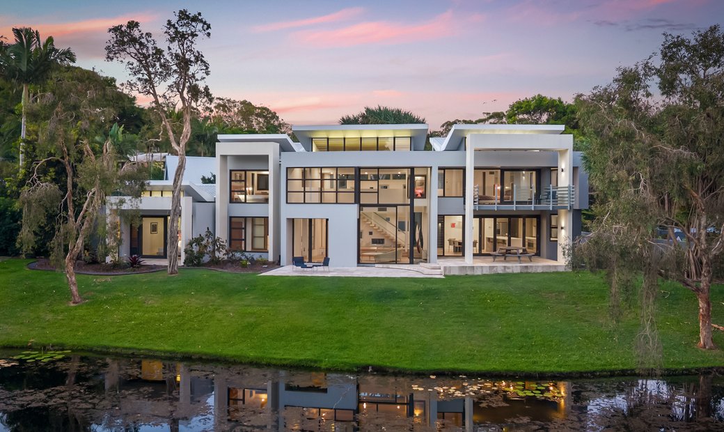 A Modern Architectural Masterpiece In Sunshine Coast, Queensland ...