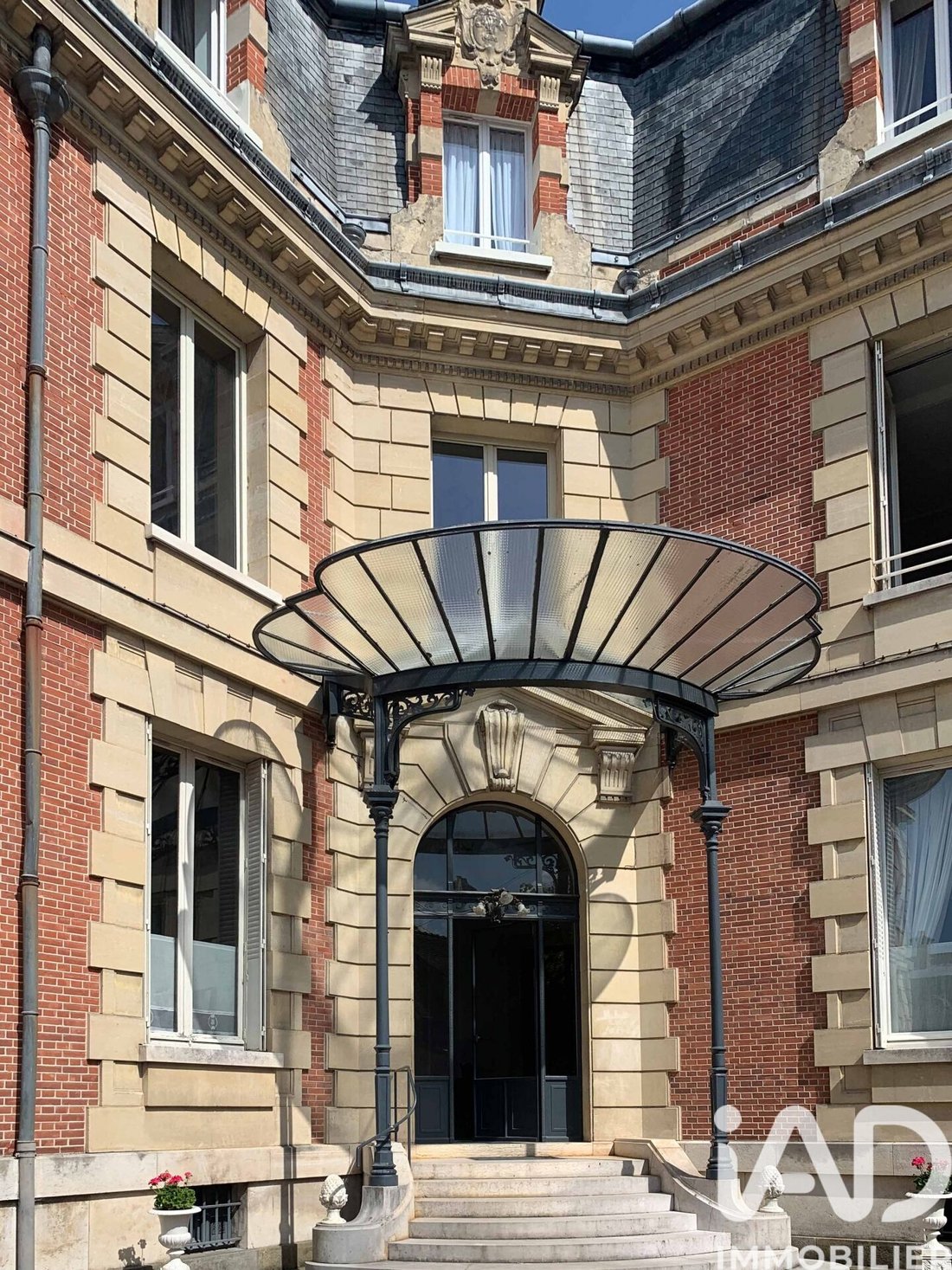 Vente Appartement 4 Pièces In Fontainebleau, île De France, France For ...