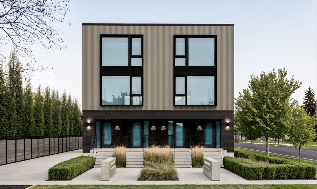 Experience Modern Luxury In This Custom Built Home! En Toronto, Ontario ...