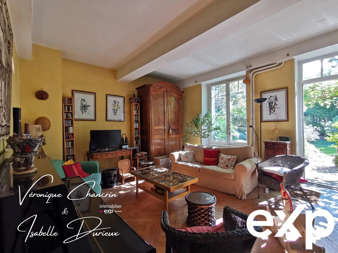 Oullins Pierre Bénite In Oullins Pierre Bénite, Auvergne Rhône Alpes ...