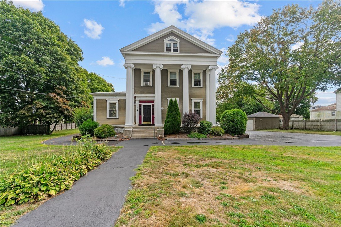 Multi Family In Warren In Warren, Rhode Island, United States For Sale ...
