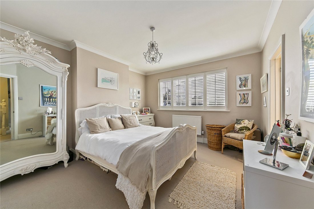 Taylor Avenue, Kew, Tw9 In Richmond, England, United Kingdom For Sale ...