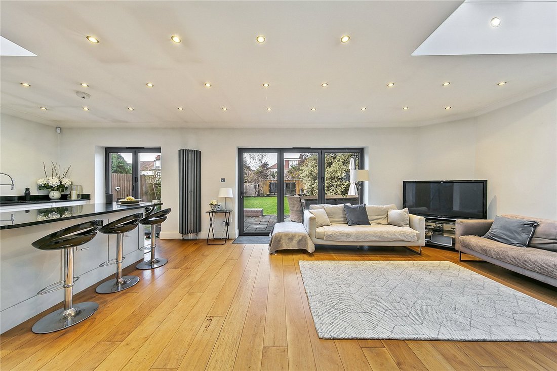 Taylor Avenue, Kew, Tw9 In Richmond, England, United Kingdom For Sale ...