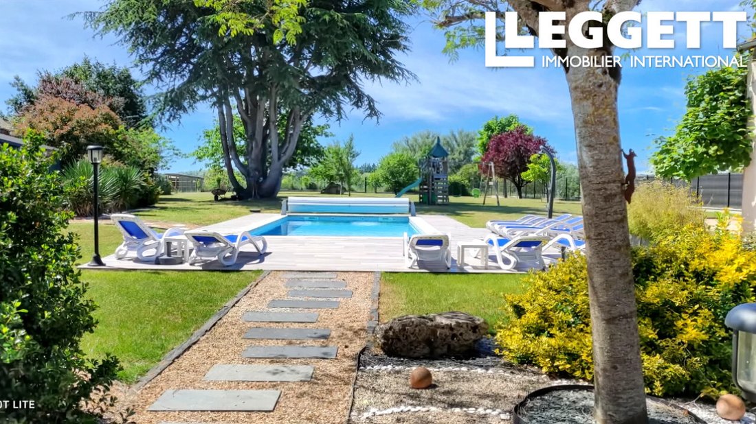 Sologne Winegrower's In Montrichard Val De Cher, Centre Val De Loire ...