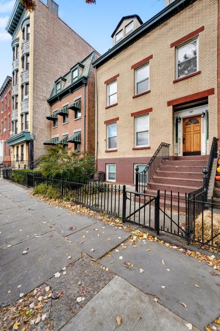 60 Mercer St, Jc, Downtown, Nj, 07302 In Jersey City, New Jersey ...