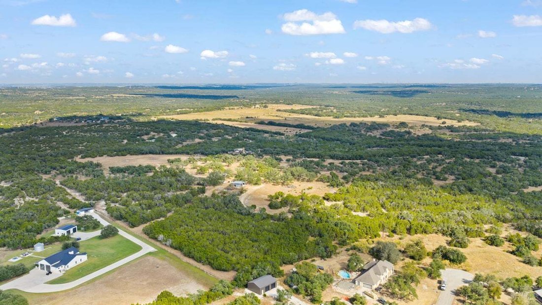 Weitläufige Anbaufläche Mit In Dripping Springs, Texas, Vereinigte ...