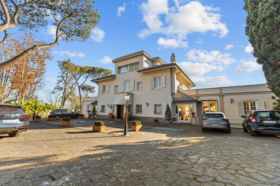 Prestigious Representative Villa In Via Cassia In Lazio, Italy For Sale ...