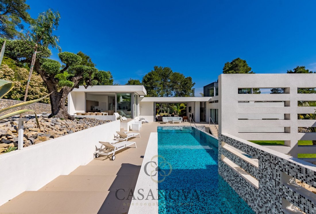 House For Sale In Saint Gely Du In Saint Clément De Rivière, Occitanie ...