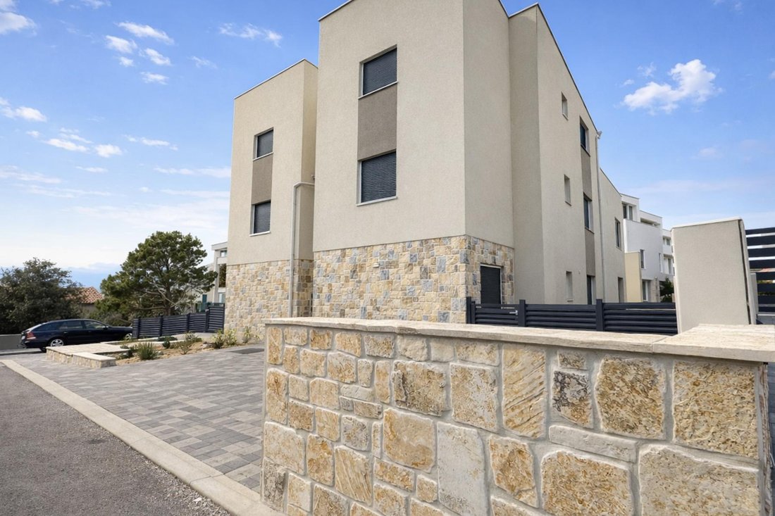 Pag, šimuni, Four Bedroom Apartment In A New Building, 100 M In Simuni ...