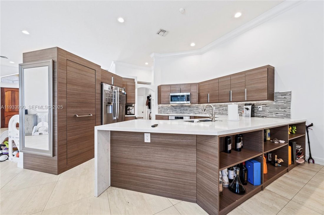 Residential Weston In Weston, Florida, United States For Sale (16842640)