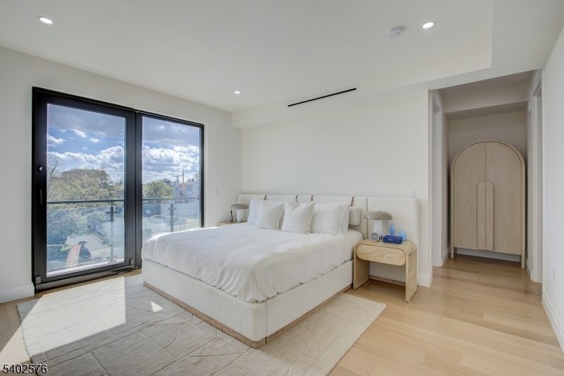 Eigentumswohnung Long In Long Branch, New Jersey, Vereinigte Staaten Zu ...