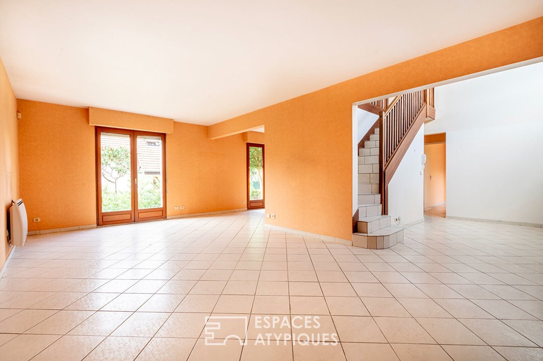 House With Garden And Terrace To Revisit In Le Raincy, France For Sale ...