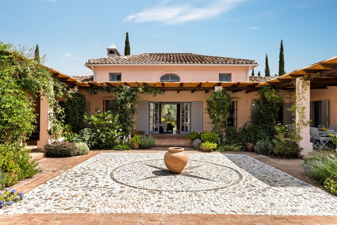 Casa Rosa, A Captivating Andalusian Estate With In Periana, Andalusia ...