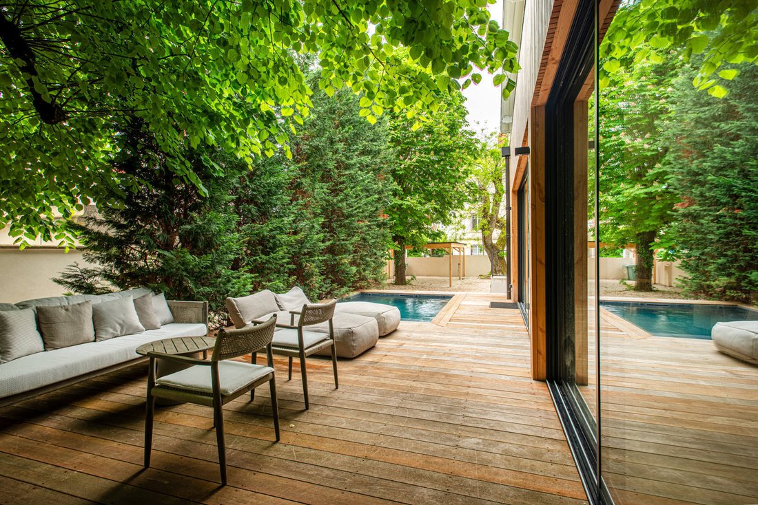 Dijon Victor Hugo Dans Dijon, Bourgogne Franche Comté, France à Vendre ...