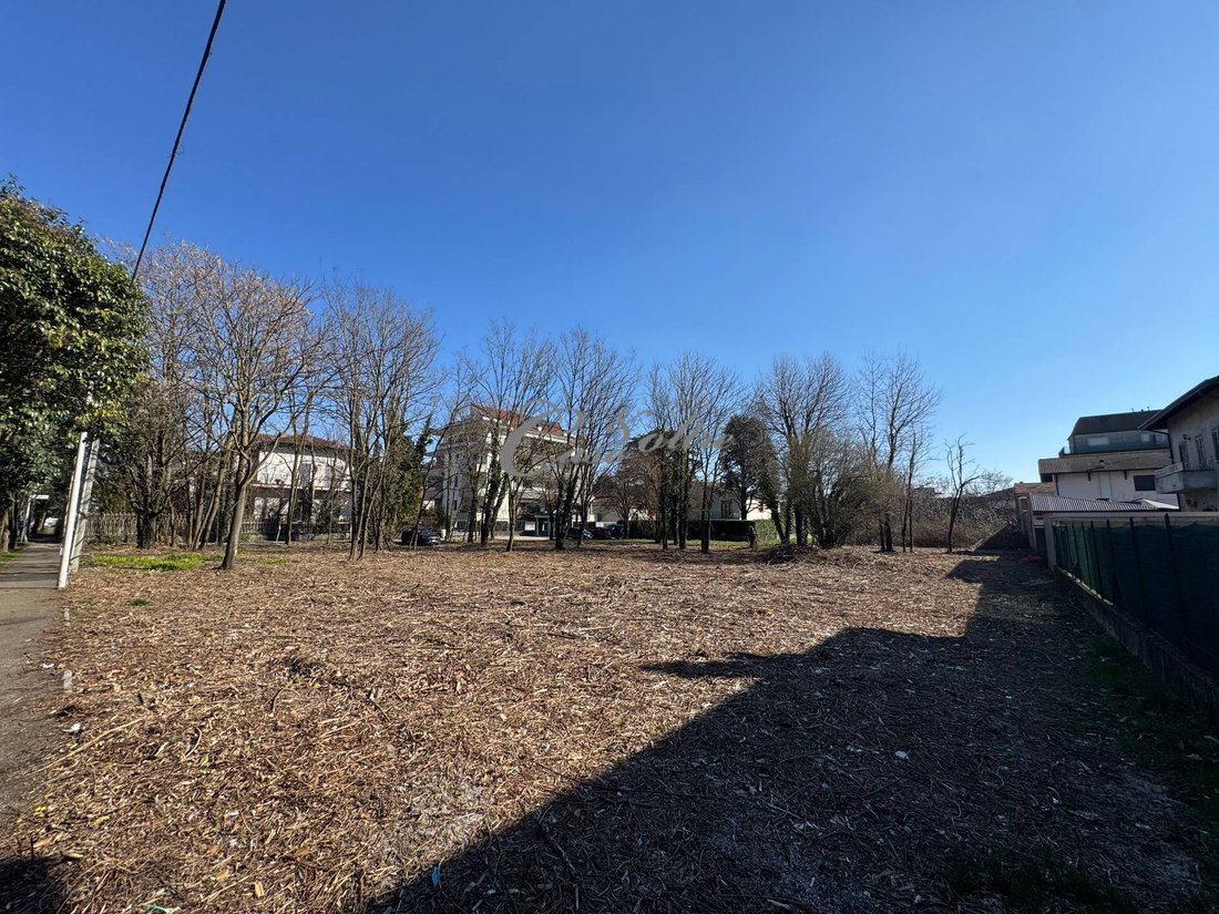 Plot Approved For Residential Construction For Sale In Borsano ...