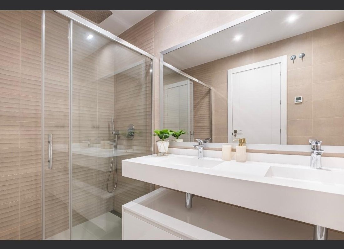 Benidorm Apartment En Benidorm, Comunidad Valenciana, España En Venta ...