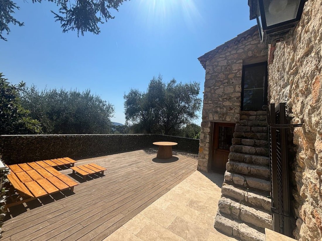 Maison 3/4 Pièces Falicon In Falicon, Provence Alpes Côte D'azur ...