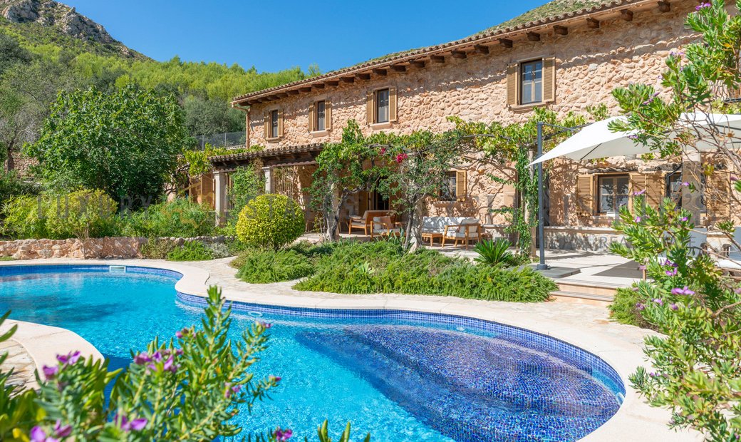 Rustic Natural Stone Finca In In Andratx, Balearische Inseln, Spanien ...
