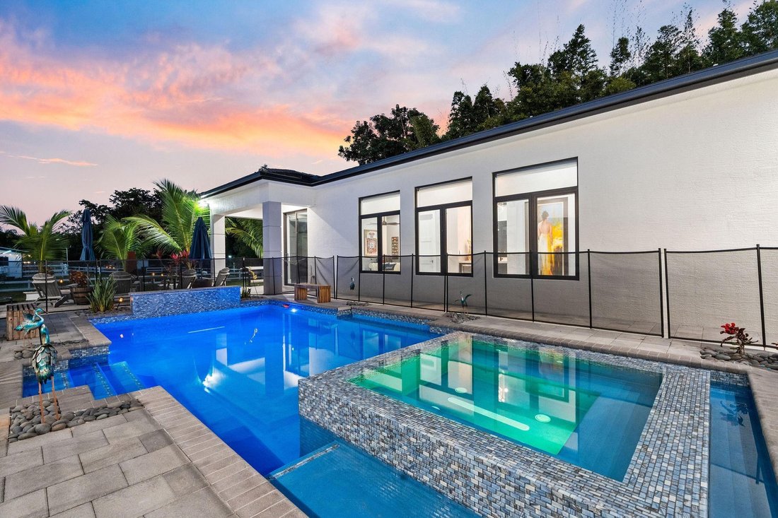 Einfamilienhaus In In Southwest Ranches, Florida, Vereinigte Staaten Zu ...