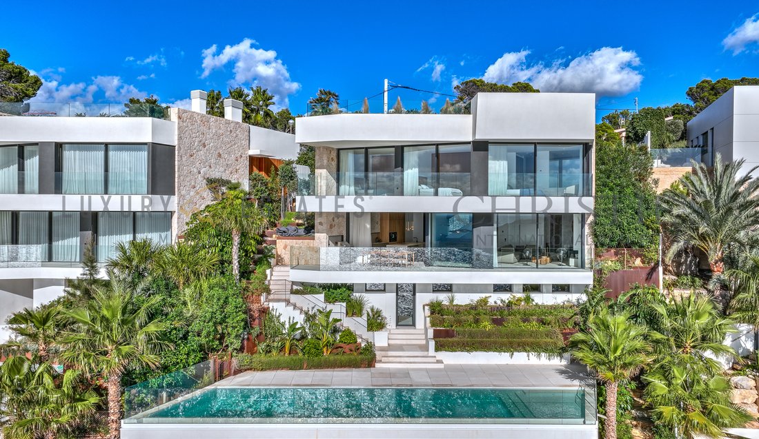Luxury Villa In Santa Ponsa In First Sea Line En Calviá, Islas Baleares ...