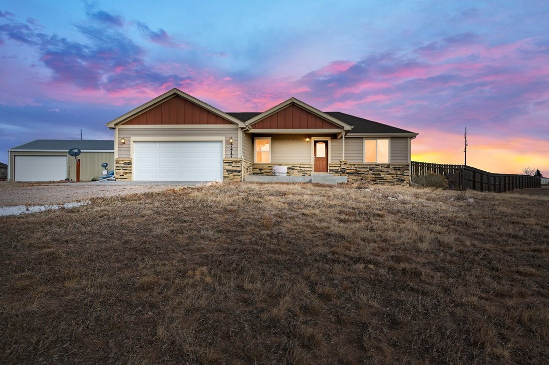 4 Bedrooms Single Family Detached In Cheyenne, Wyoming, United States ...