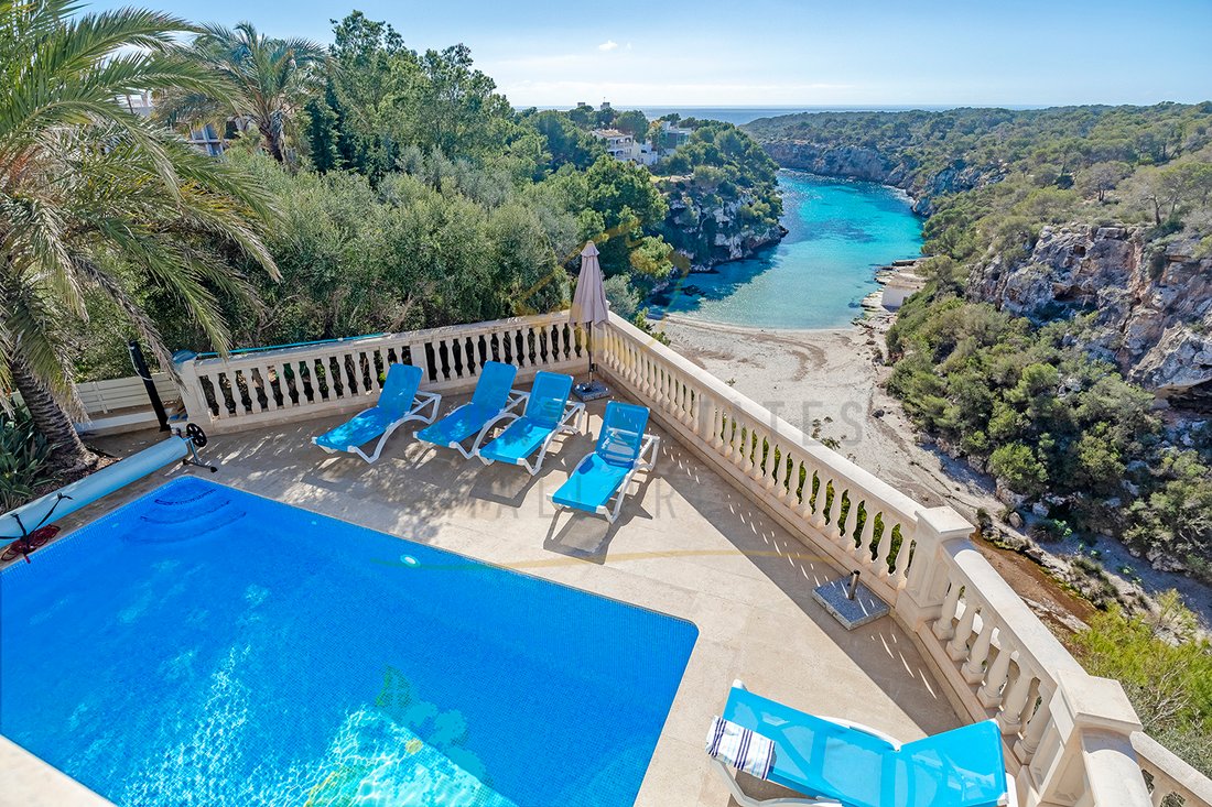 Renovierte Villa In Cala Pi In In Llucmajor, Balearische Inseln ...