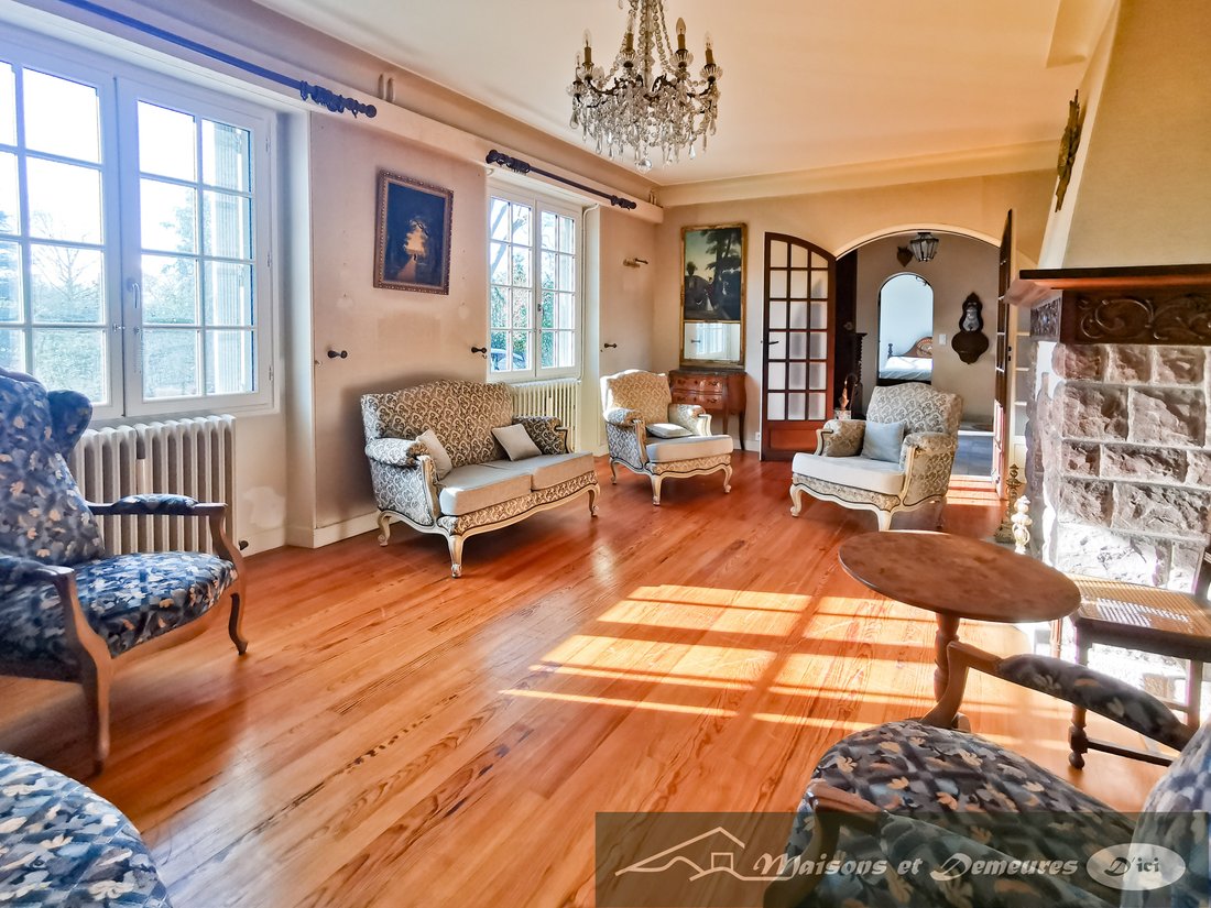 Property For Sale En Bidache, Nueva Aquitania, Francia En Venta (16849992)