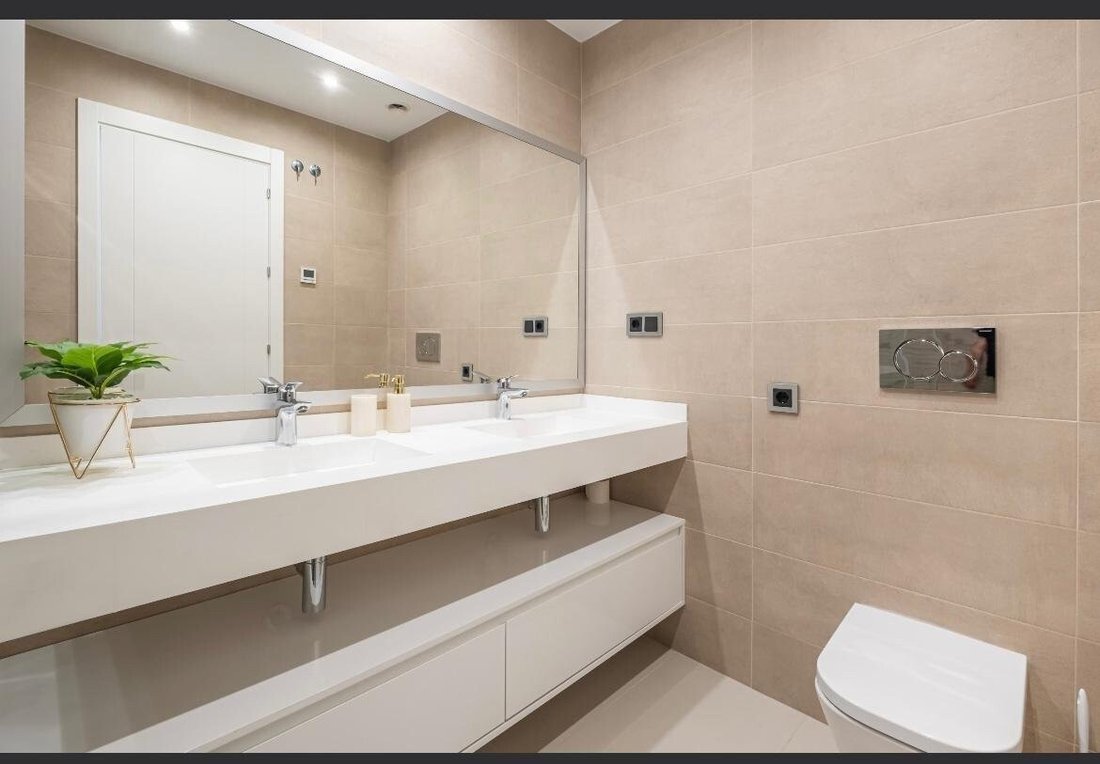 Benidorm Apartment En Benidorm, Comunidad Valenciana, España En Venta ...