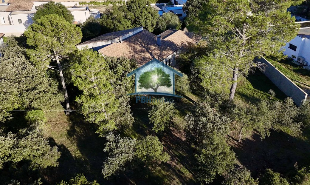 Nîmes Property In Nîmes, Occitanie, France For Sale (16850023)