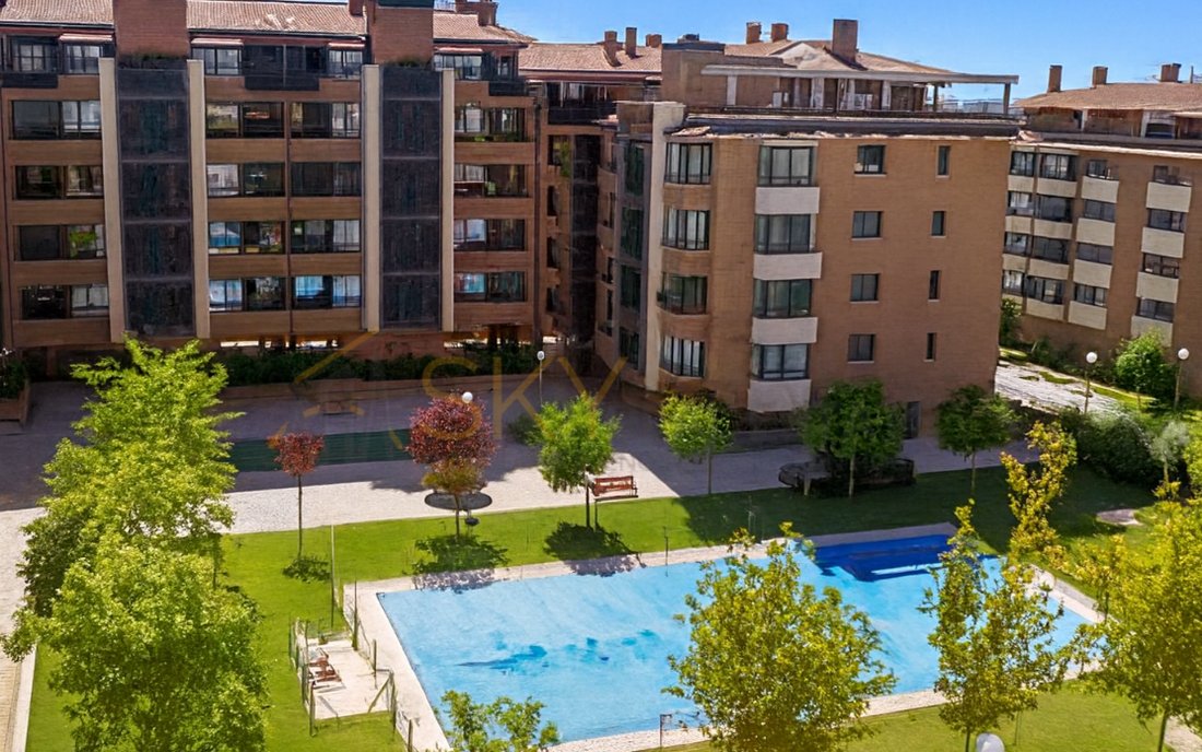Ático Con Terrazas En Montecarmelo: Vive En Fuencarral El Pardo, Madrid ...