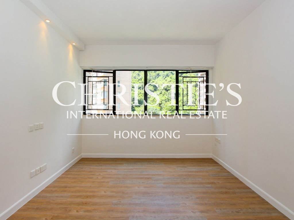 Clovelly Court Block 02 In Hong Kong, Hong Kong For Sale (16858614)