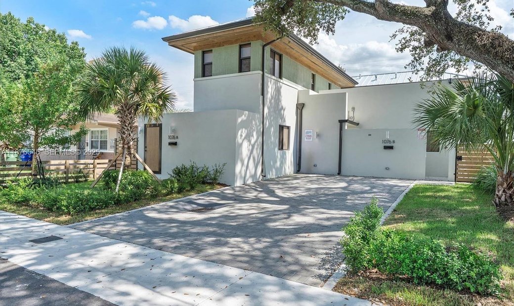 Duplex In Miami In Miami, Florida, United States For Sale (16640412)