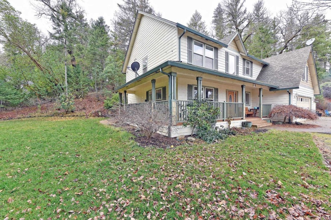 301 Leeannas Way Shady Cove, Or 97539 In Shady Cove, Oregon, United ...
