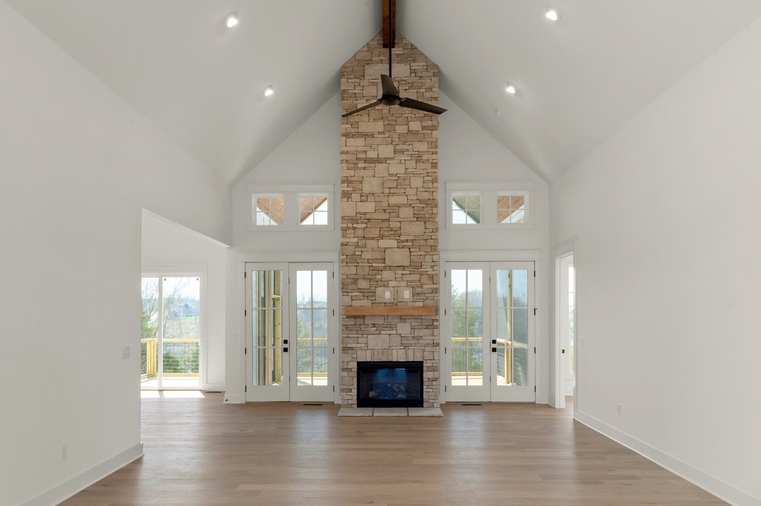 Single Family Residence In Winchester In Fayetteville, Tennessee ...