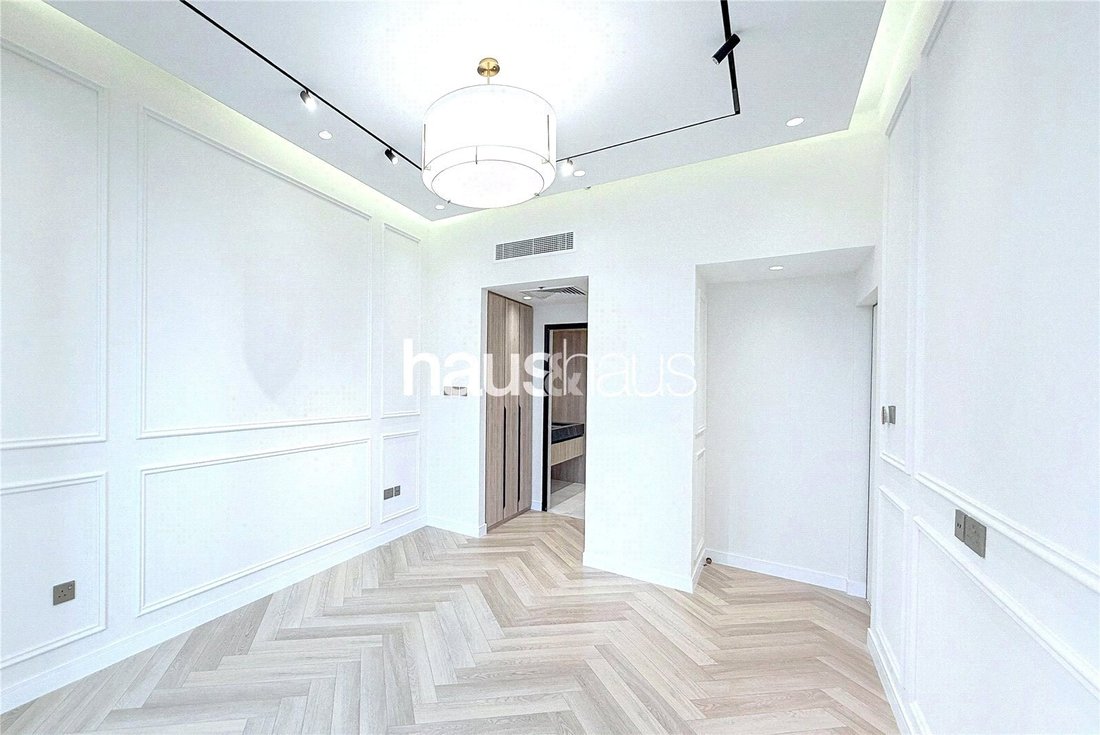 Obere Etage | In Dubai, Dubai, Vereinigte Arabische Emirate Zu ...