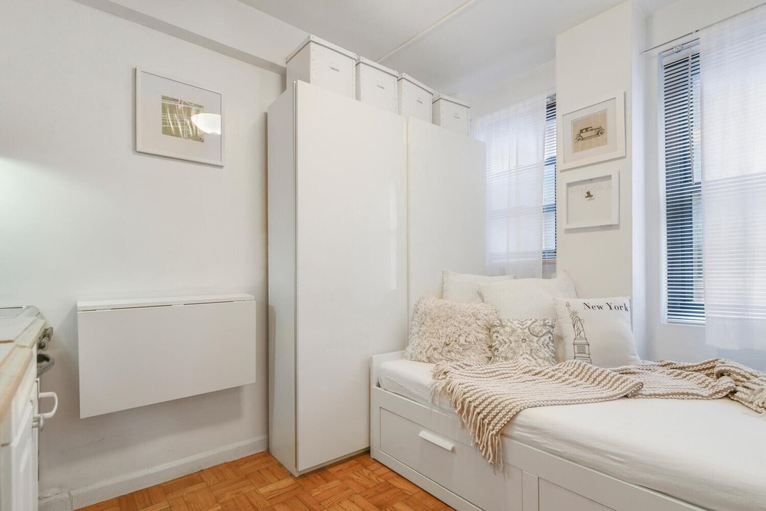 Lex 54 Condominium, 135 E 54 Th St, Dans New York, état De New York ...