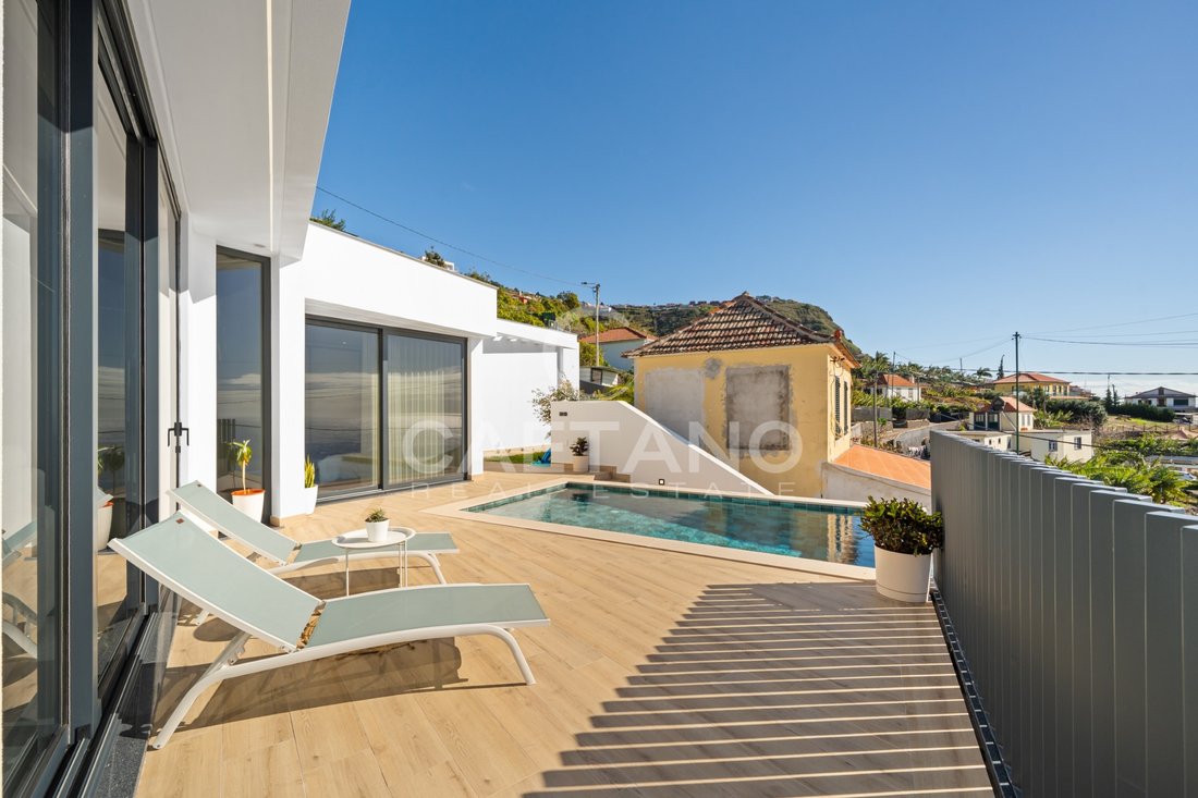 Luxury 3 Bedroom Villa Single Floor | In Arco Da Calheta, Madeira ...