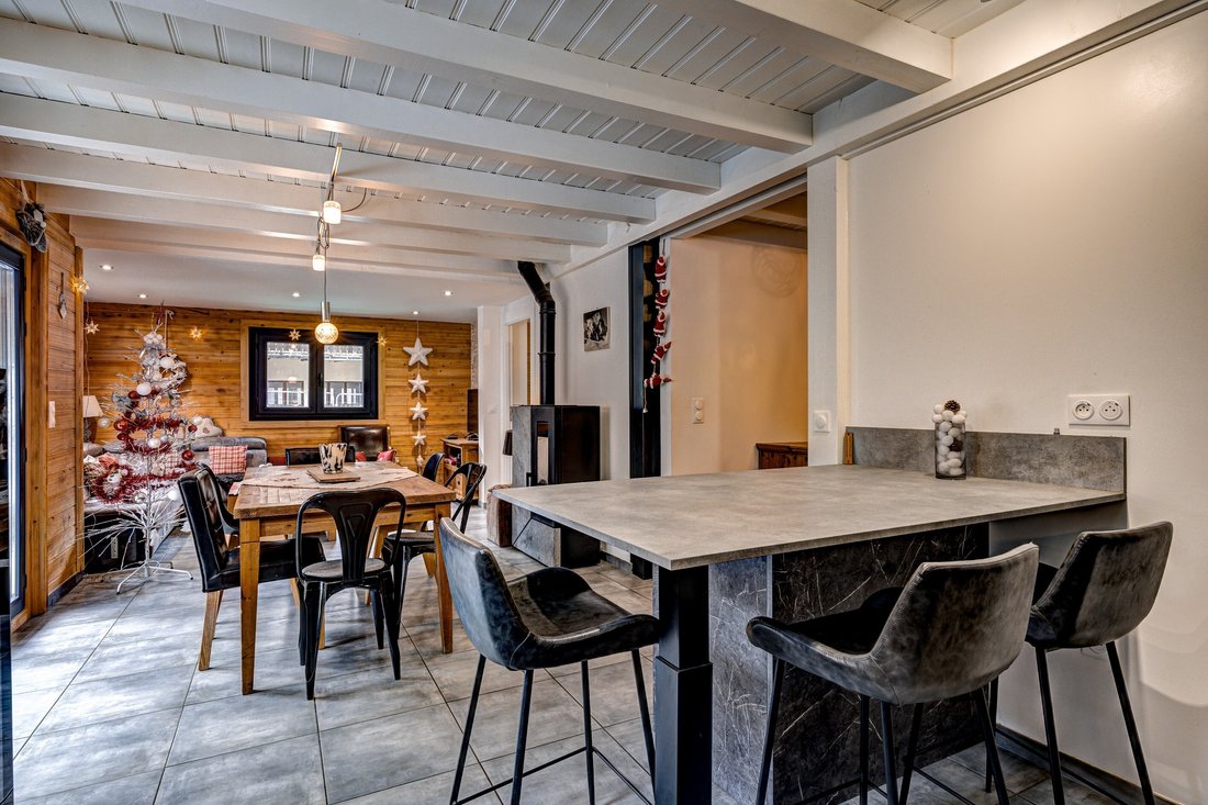 Chalet Glacier En Chamonix Mont Blanc, Auvernia Ródano Alpes, Francia ...