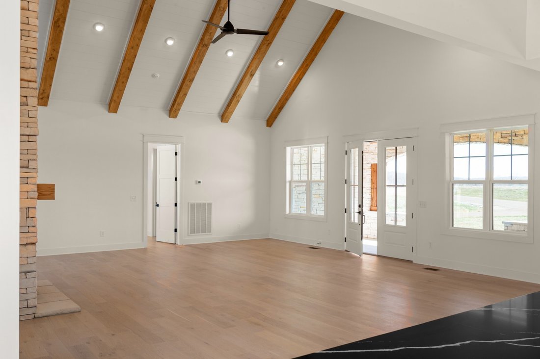 Single Family Residence In Winchester In Mulberry, Tennessee, United ...