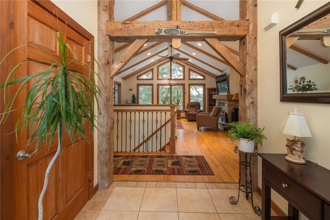 Wohnhaus Oneonta In Oneonta, New York, Vereinigte Staaten Zu Verkaufen ...