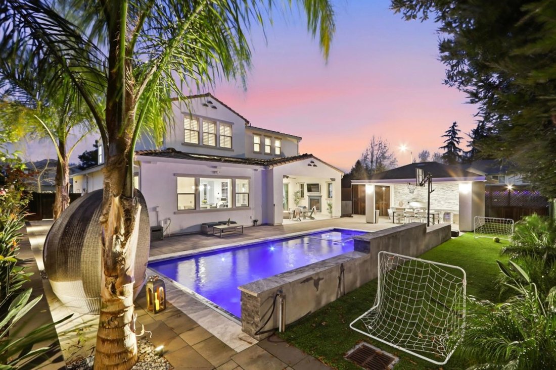 Single Family Residence In Morgan Hill In Morgan Hill, Ca, United ...