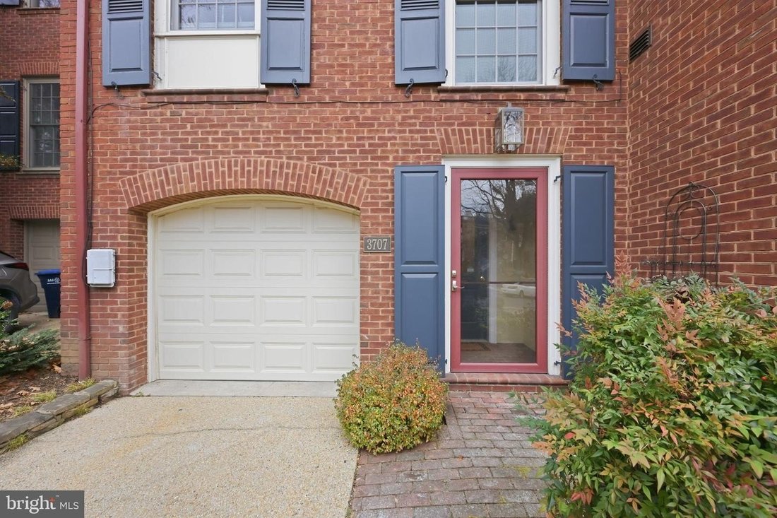 Elegant Four Level Townhome In Washington, District Of Columbia, United ...