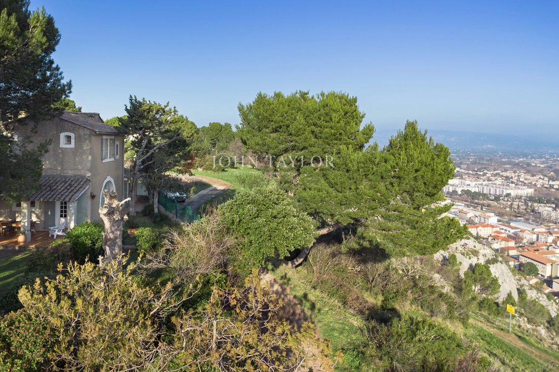 House With Exceptional En Cavaillon, Provenza Alpes Costa Azul, Francia ...